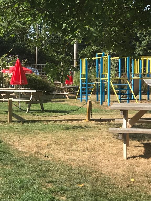 The Penruddocke Arms in Dinton - Welcome