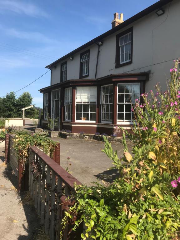 The Penruddocke Arms in Dinton - Welcome